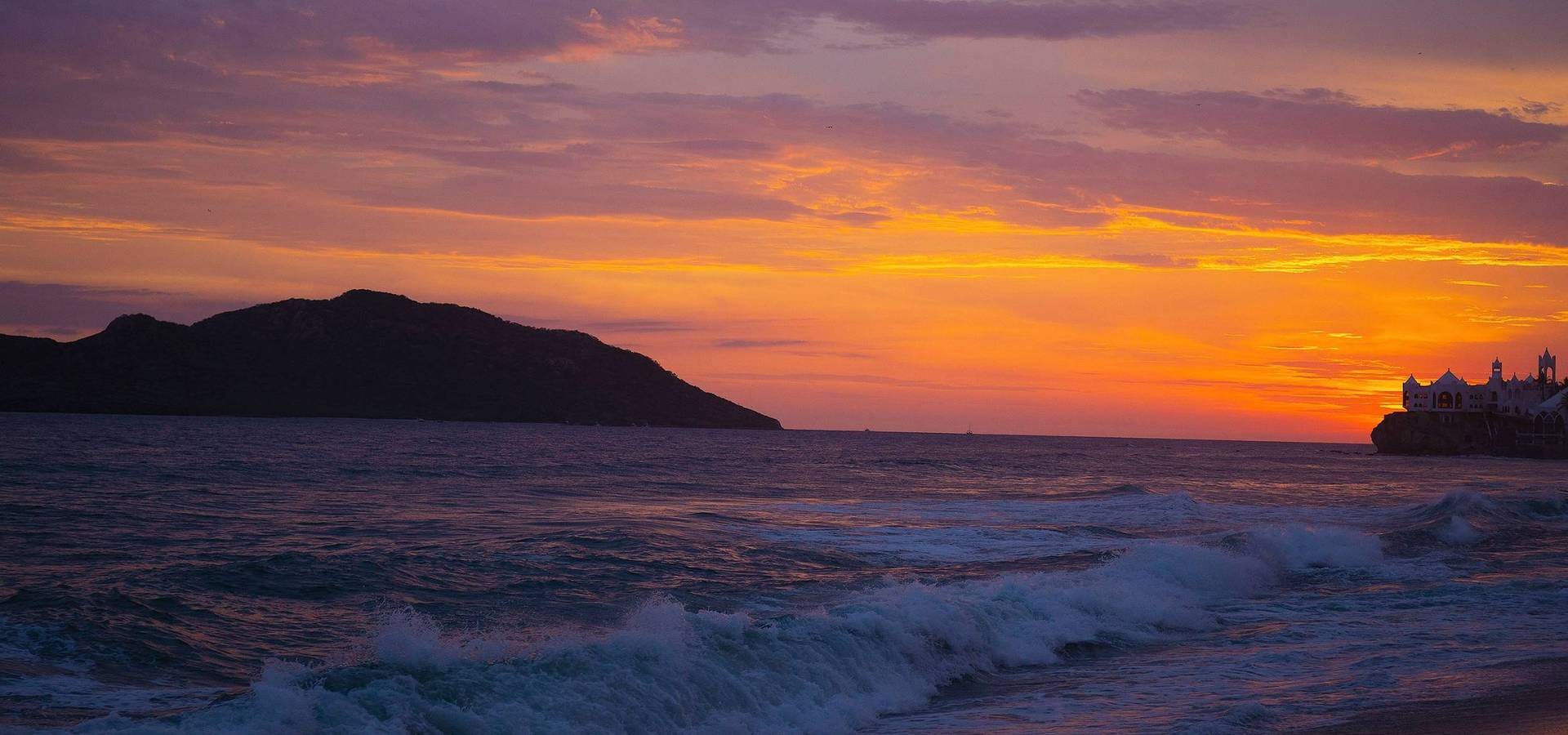Aló Select Hotel en Mazatlan, Web oficial